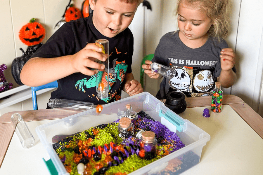 10 Imaginative Play Prompts for a Halloween Sensory Bin – Knowledge Crates